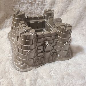 Nordic Ware | Kitchen | Nordic Ware Castle Cup Bundt Cake Pan Castle ...
